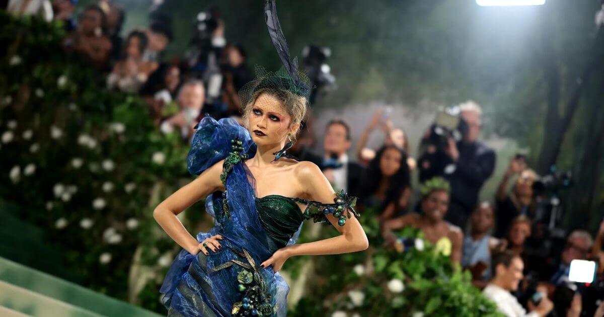 Met Gala 歷史脈絡：花團錦簇的時尚聖地如何促成？ - VERSE